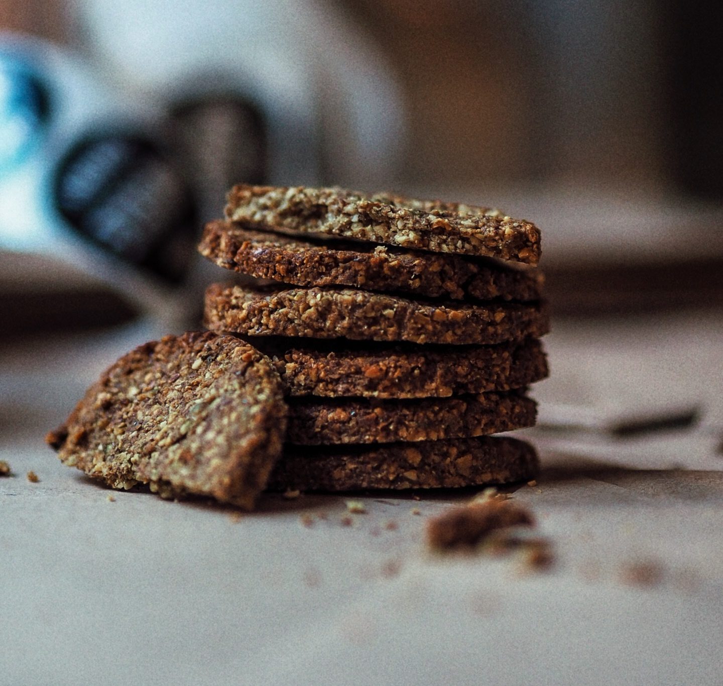 Keto Crackers [GF+VG] – THE MUSCLE BAKERY